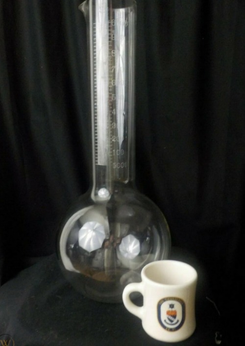 Loving Vintage Lab Glassware – Hunting for Vintage